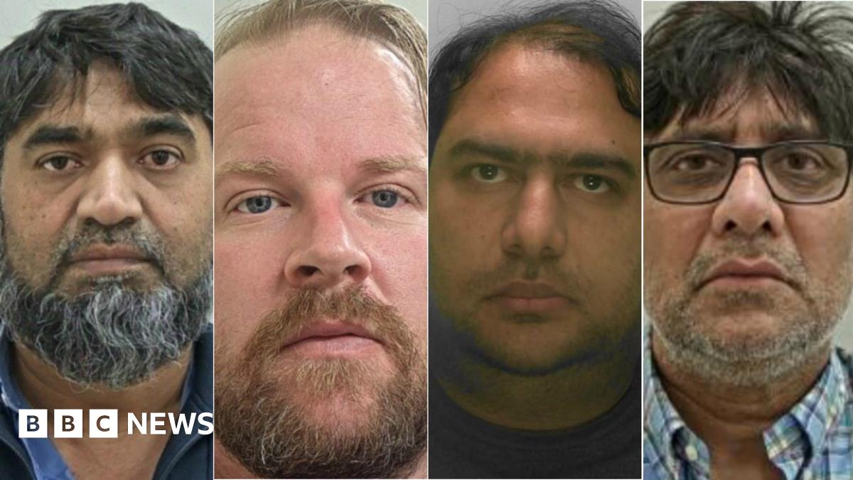 Gang jailed over 'written instructions' kidnap plot - BBC News