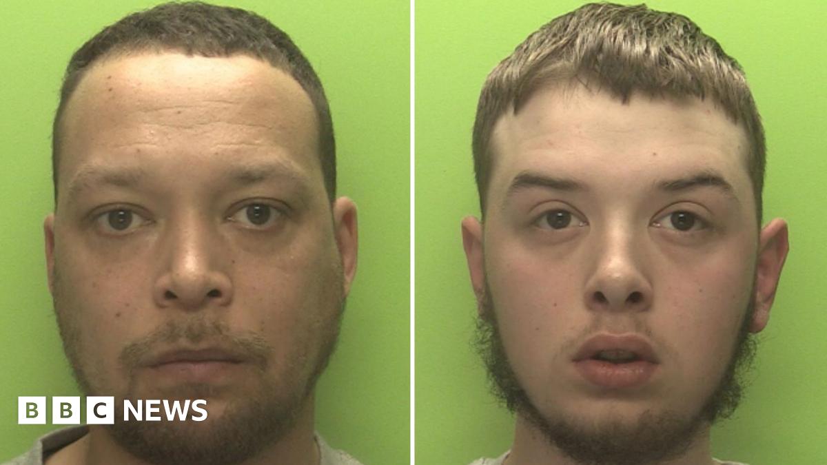 Nottingham: Dealers jailed after £100k worth of drugs found - BBC News