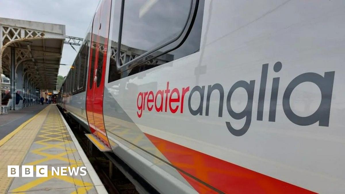 Rail services delayed by broken-down trains and points failure - BBC News