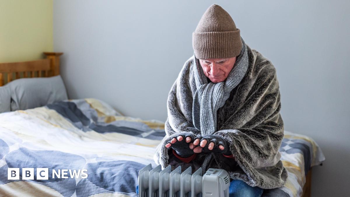 South East gets cold alert as temperatures plunge - BBC News