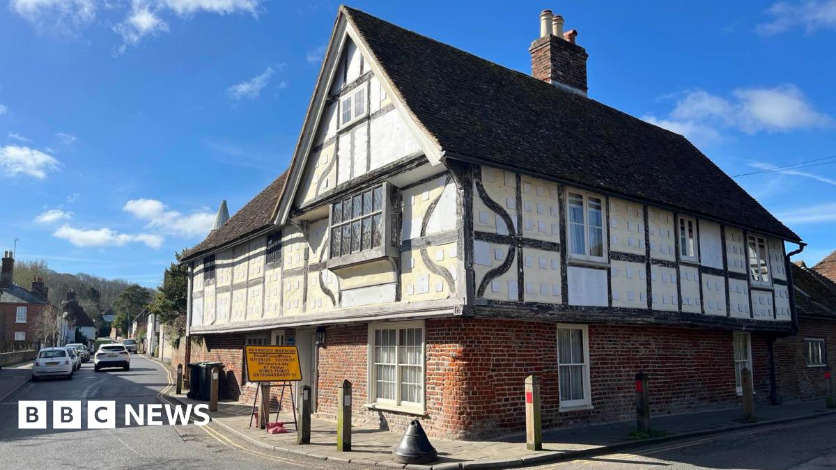 Fordwich High Street closed for up to 14 weeks - BBC News