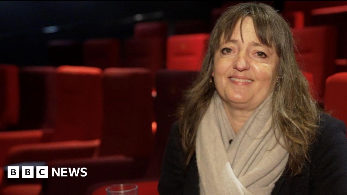 Brain Tumour Awareness Month: Kent film club screens documentary - BBC News