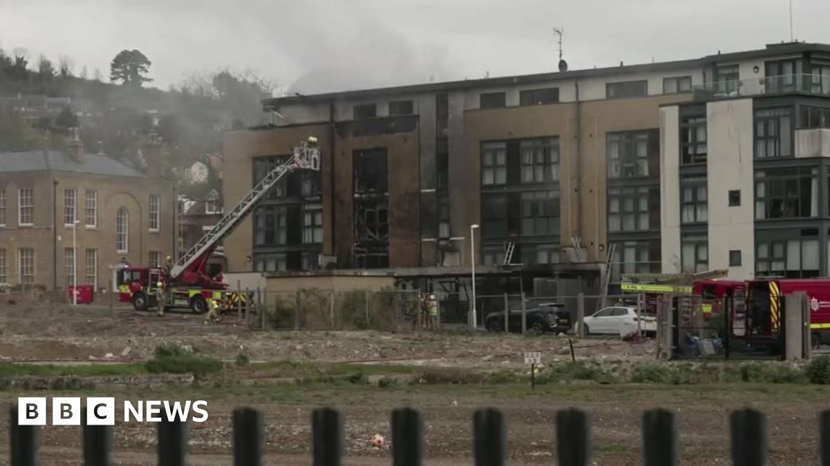 Efforts under way to rehome Dover residents after fire - BBC News