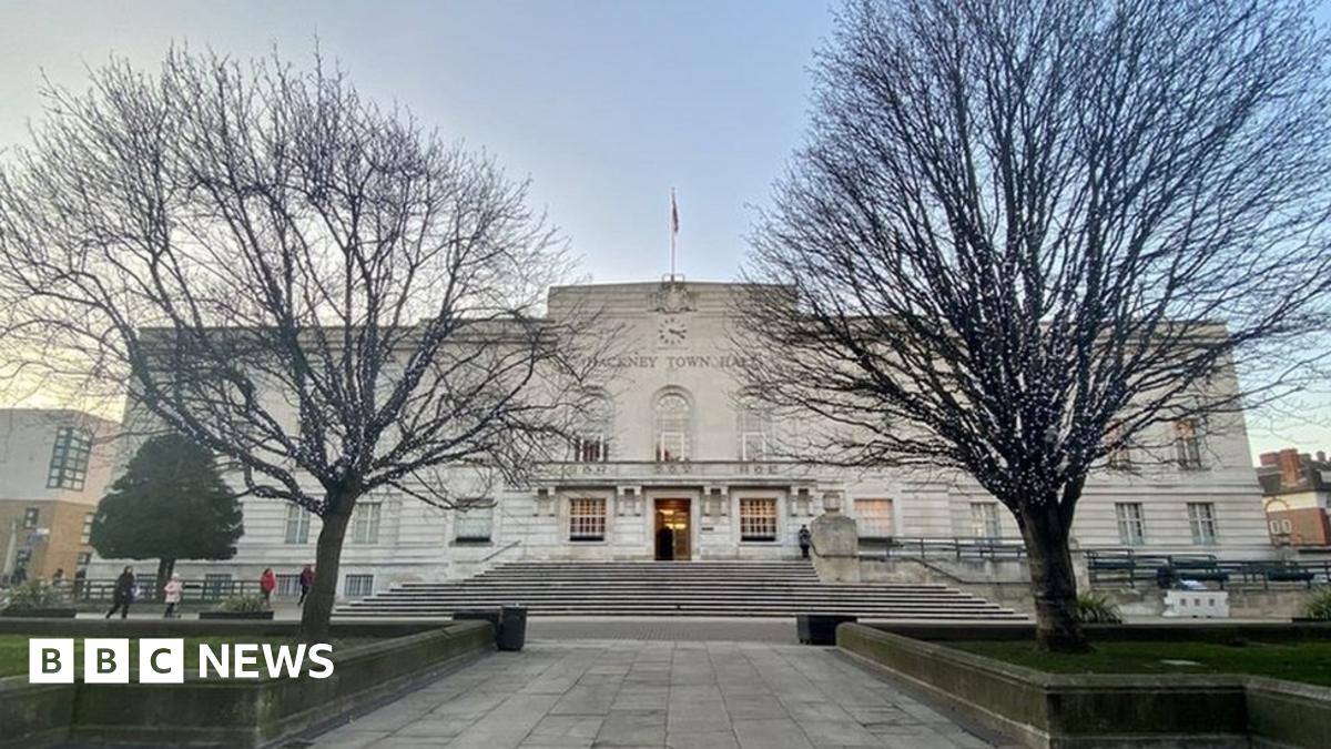 Hackney mayoral by-election candidates announced - BBC News