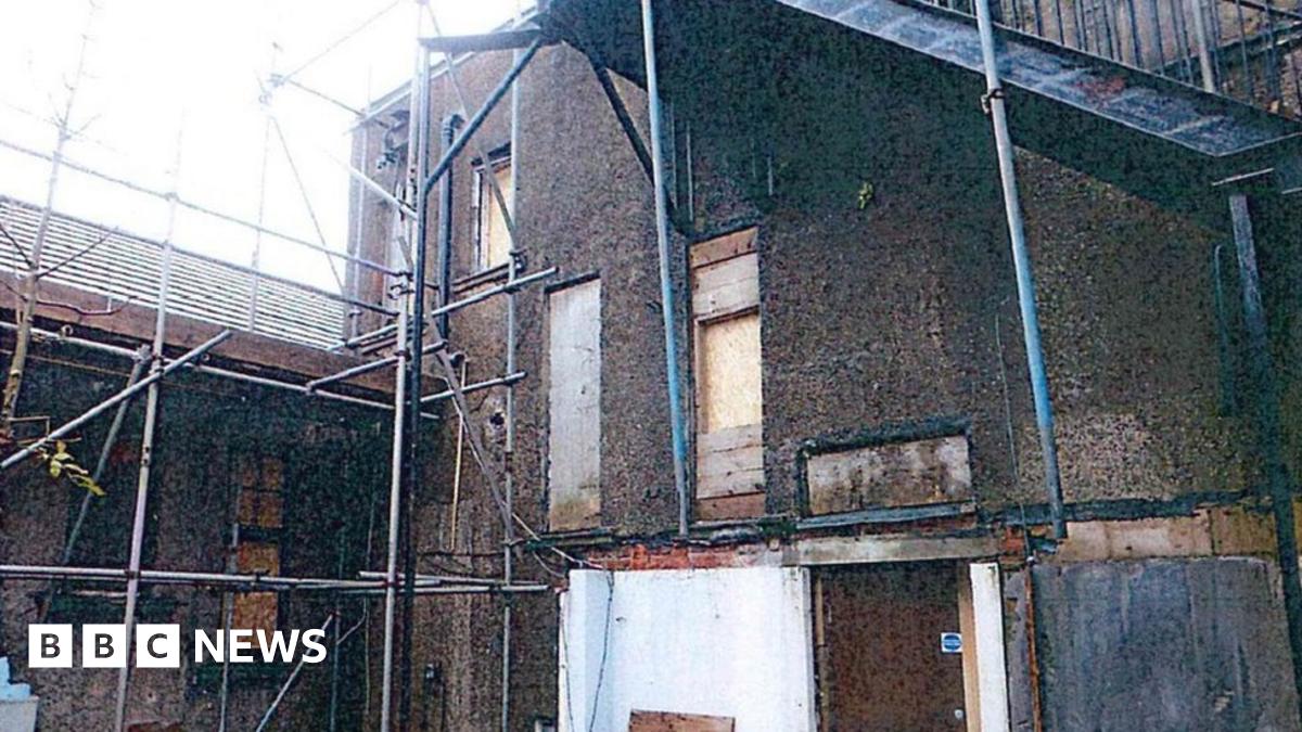 Teesside rogue trader who put customers through 'sheer hell' jailed - BBC News