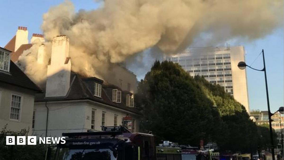 London Euston pub fire: Crews tackle blaze near station - BBC News