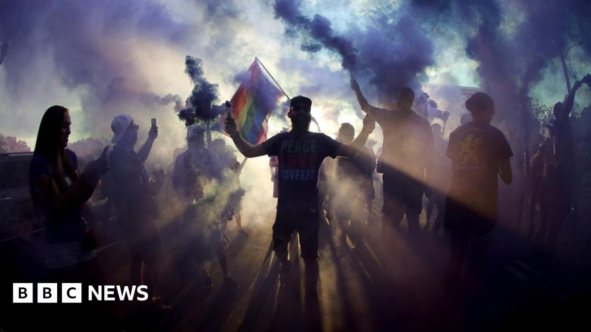 Week in pictures: 24-30 September 2017 - BBC News