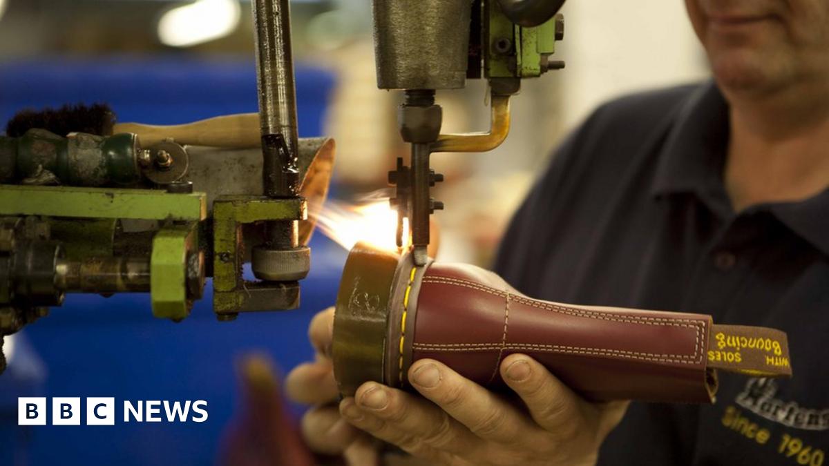 Northamptonshire 'is still shoemaking capital of the world' - BBC News