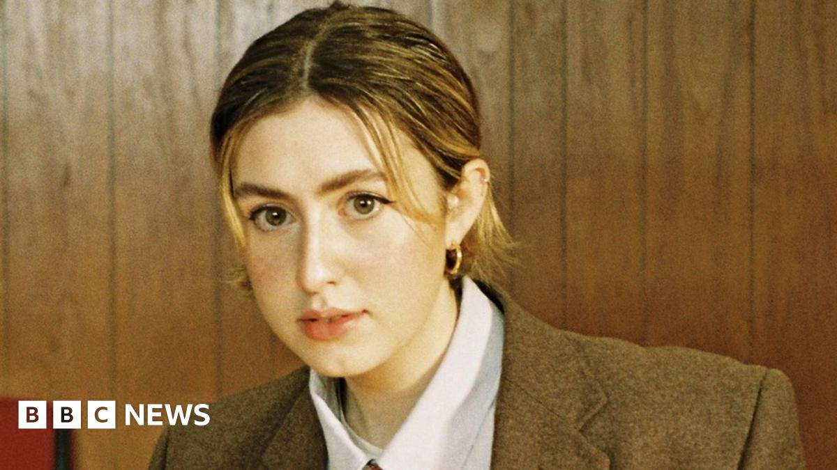 TikTok sensation Katie Gregson-MacLeod takes on Harry Styles at Ivors ...