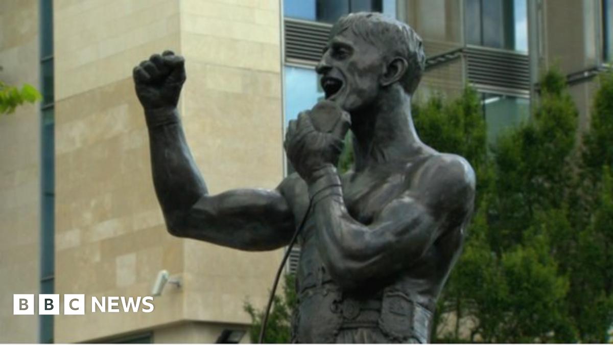 Rinty Monaghan: Statue honours Belfast's first world boxing champion ...