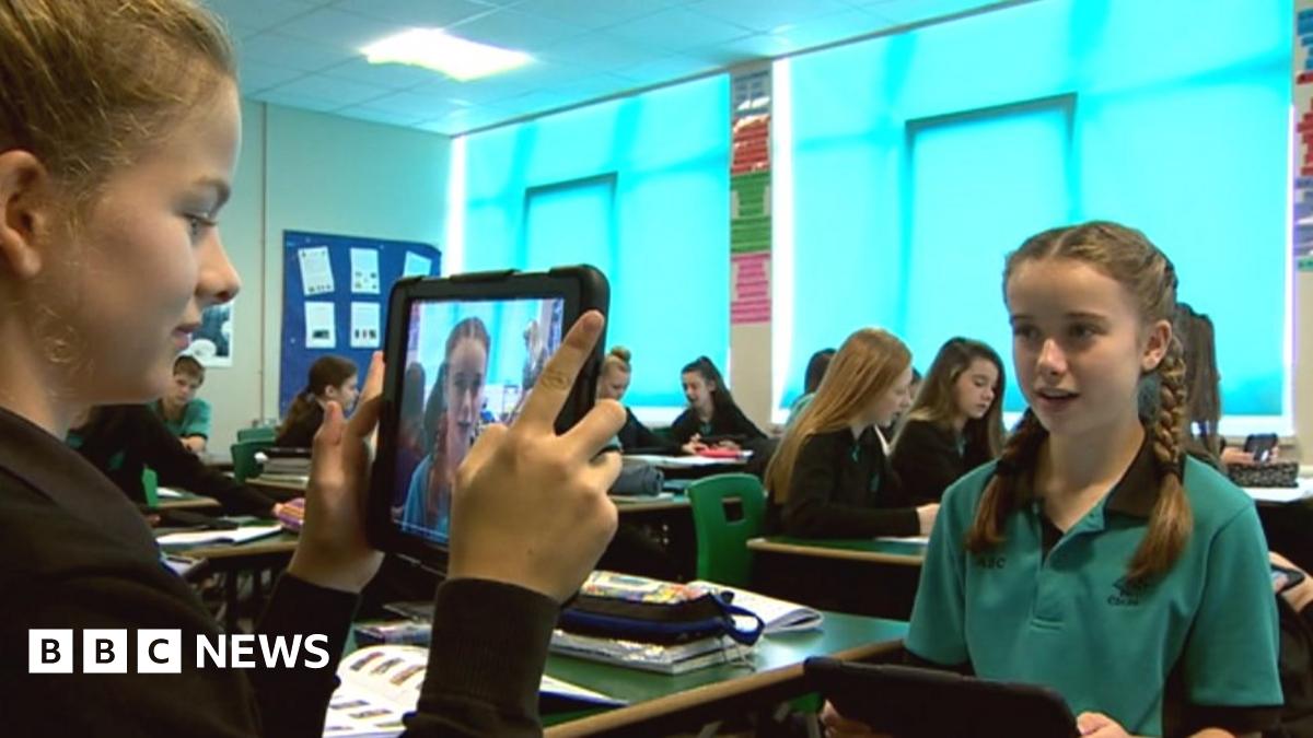 'Pinkification' putting girls off IT, says Dr Hannah Dee - BBC News