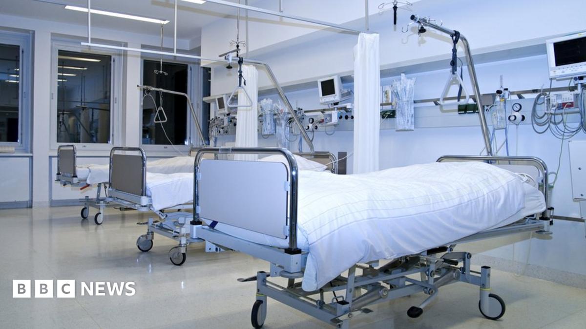 North West hospitals relying on 'emergency' beds to meet demand - BBC News