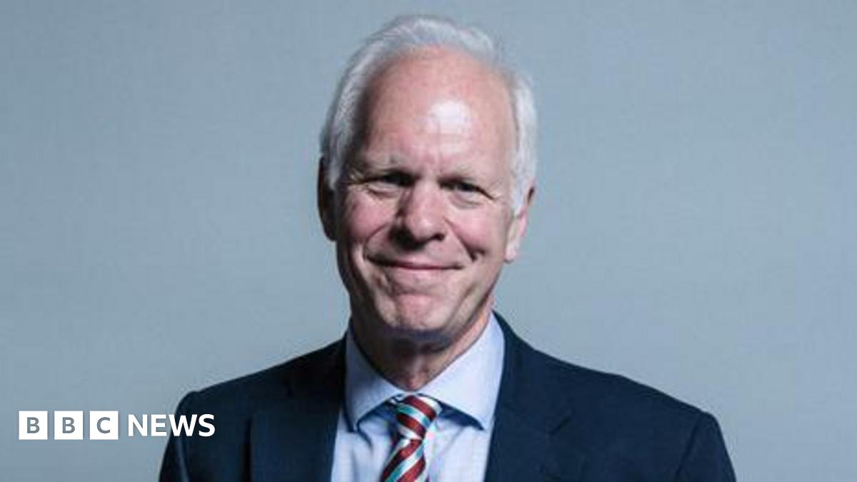 Scunthorpe MP says he is 'very confident' in steel's future - BBC News