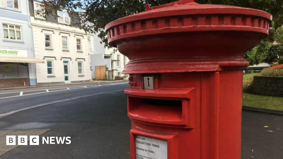 Five-day-a-week Jersey postal service is a priority - survey - BBC News