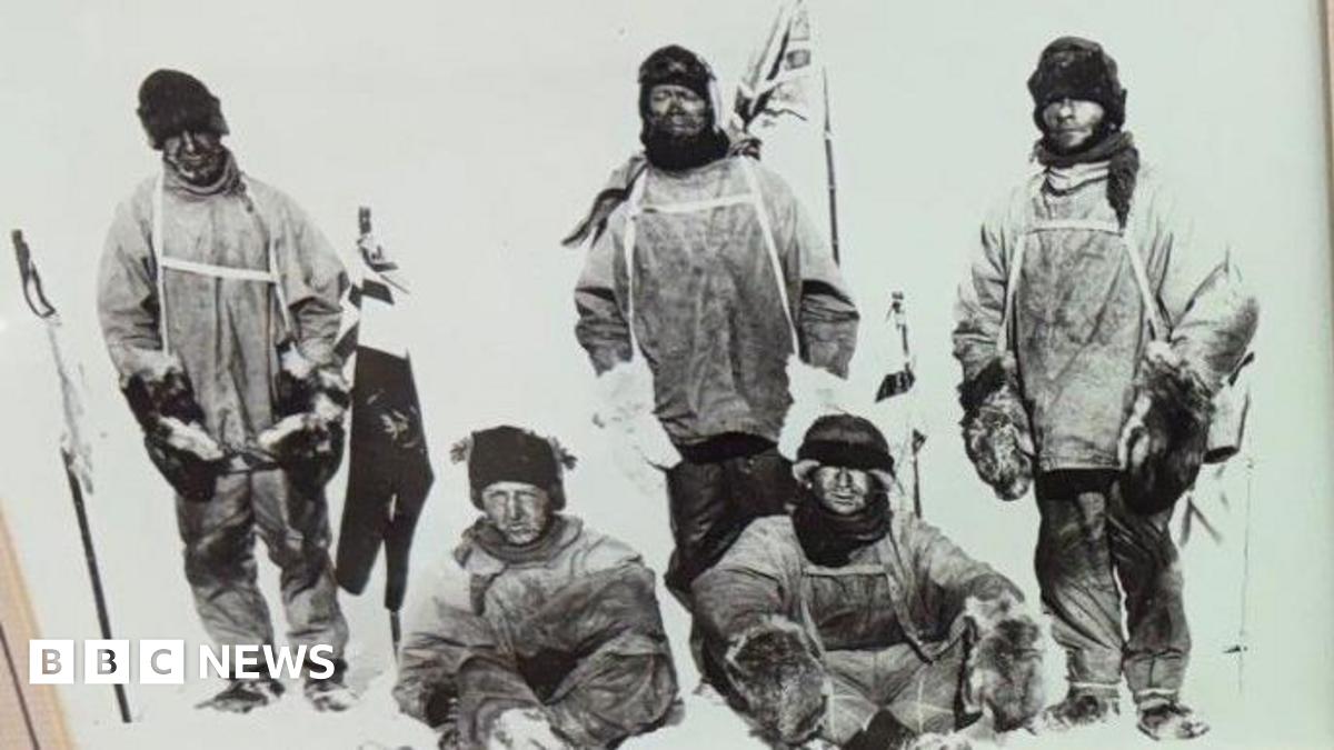 Captain Scott's Antarctic expedition skis for sale - BBC News