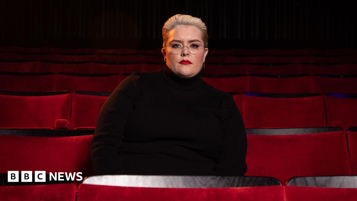Comedian Jayde Adams to headline first Bristol Comedy Festival - BBC News
