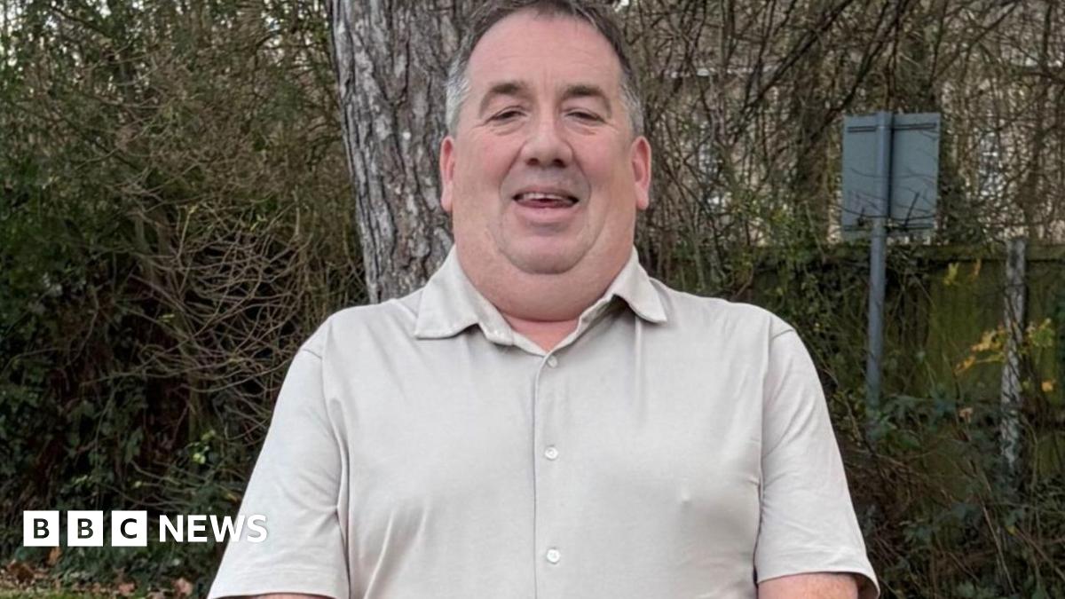 How a Kent veteran helps ex-soldiers get mental health support - BBC News
