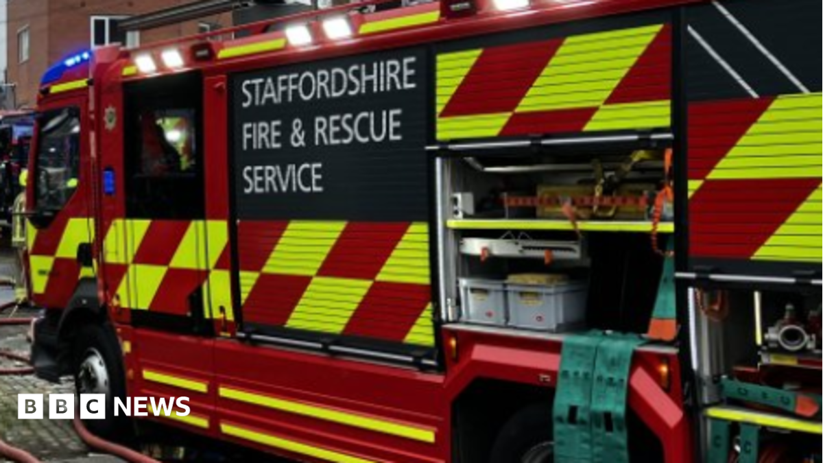 Staffordshire: Decision due on deploying reduced fire crews - BBC News