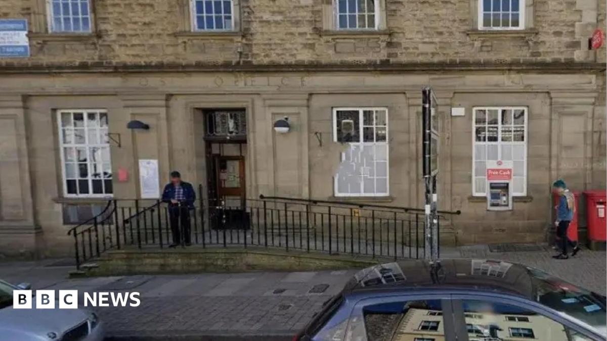 Cumbria Post Office closures 'significant threat to residents' - BBC News