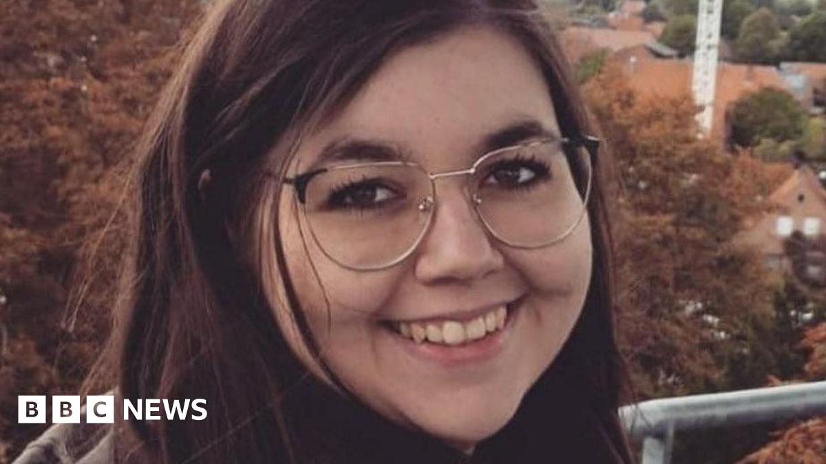 German tourist died after boyfriend drove on wrong side of road - BBC News