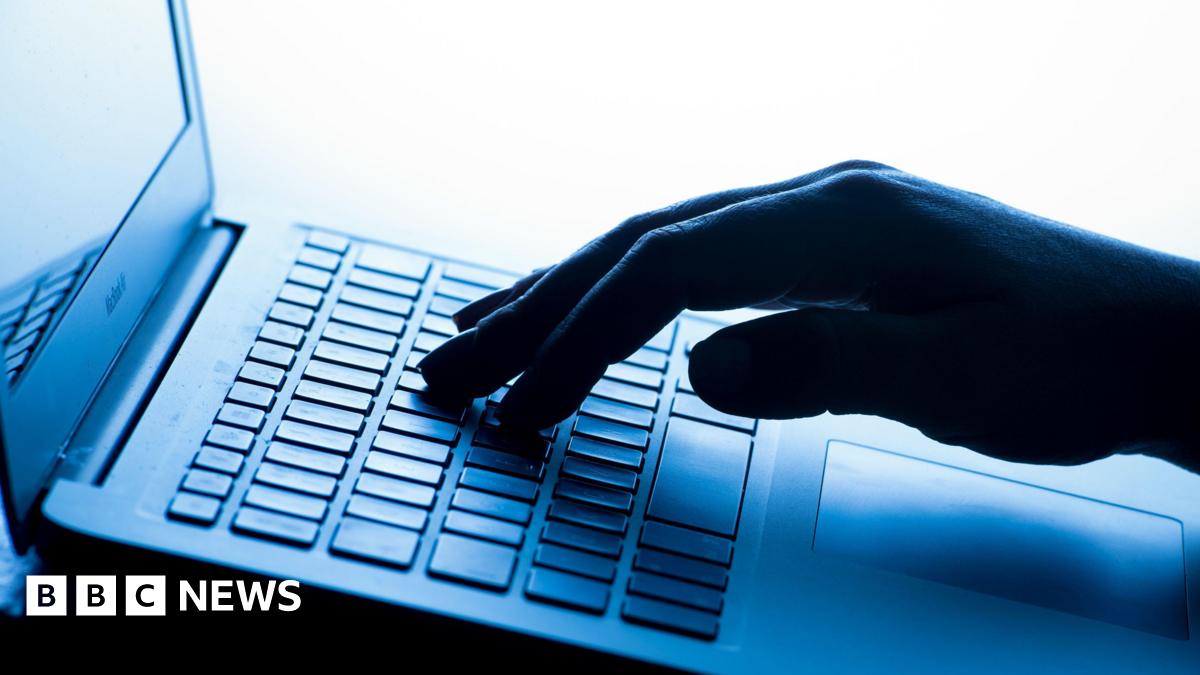 Devon school 'blackmailed' by hackers in cyber-attack - BBC News