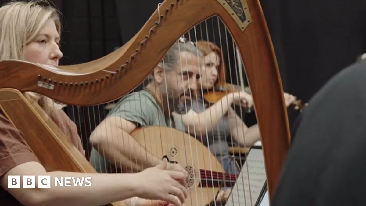 Irish and Iraqi artists build bonds through shared musical journey ...