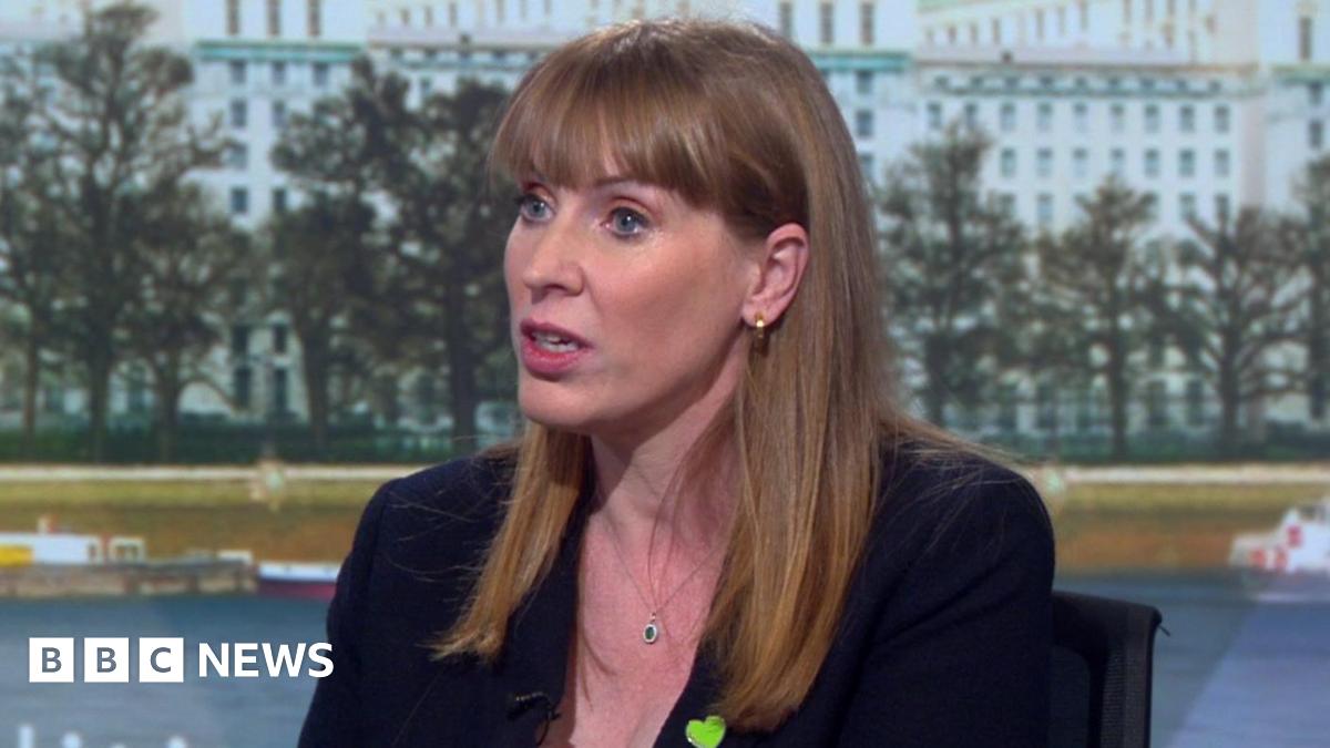 Angela Rayner: Councils must meet housing targets - BBC News