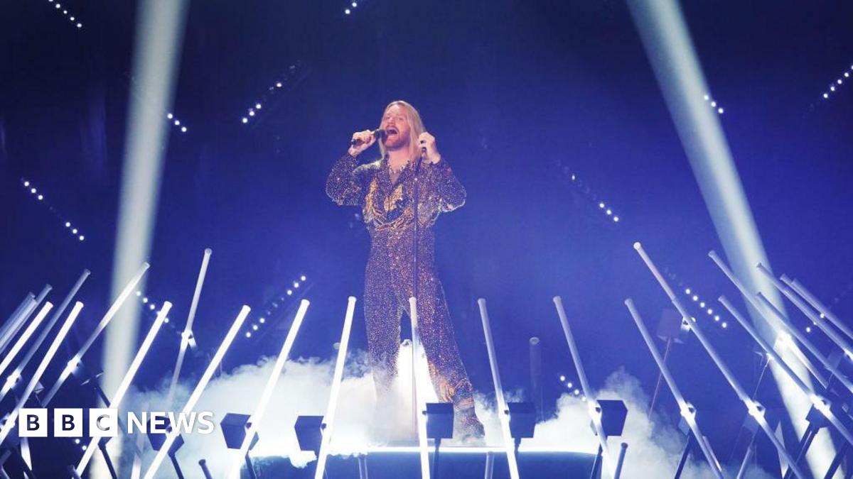 Hastings: Sam Ryder excited for show 'off the beaten track' - BBC News