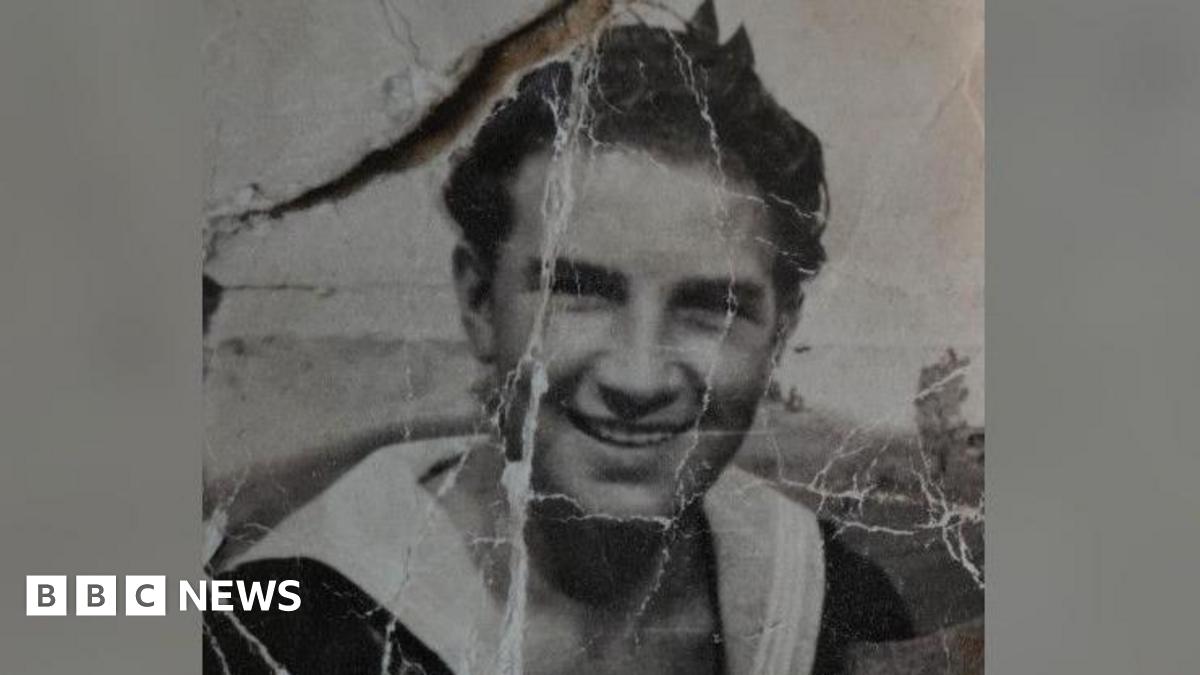 Birthday cards appeal for Southend navy veteran turning 100 - BBC News