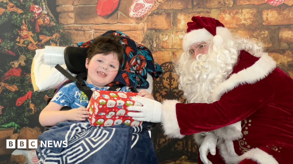Santa delivers presents to children's hospital via RAF helicopter - BBC ...