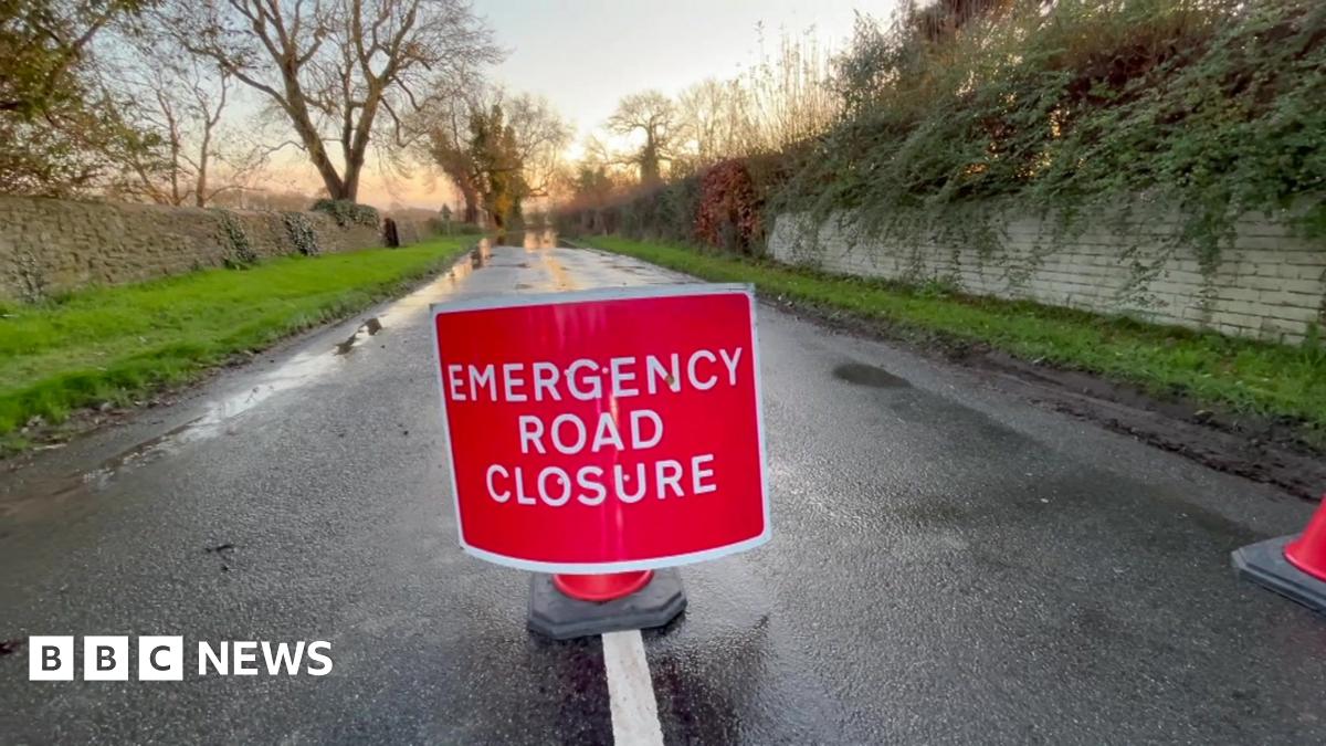 Severe flood warning issued for River Nene at Yarwell Mill - BBC News