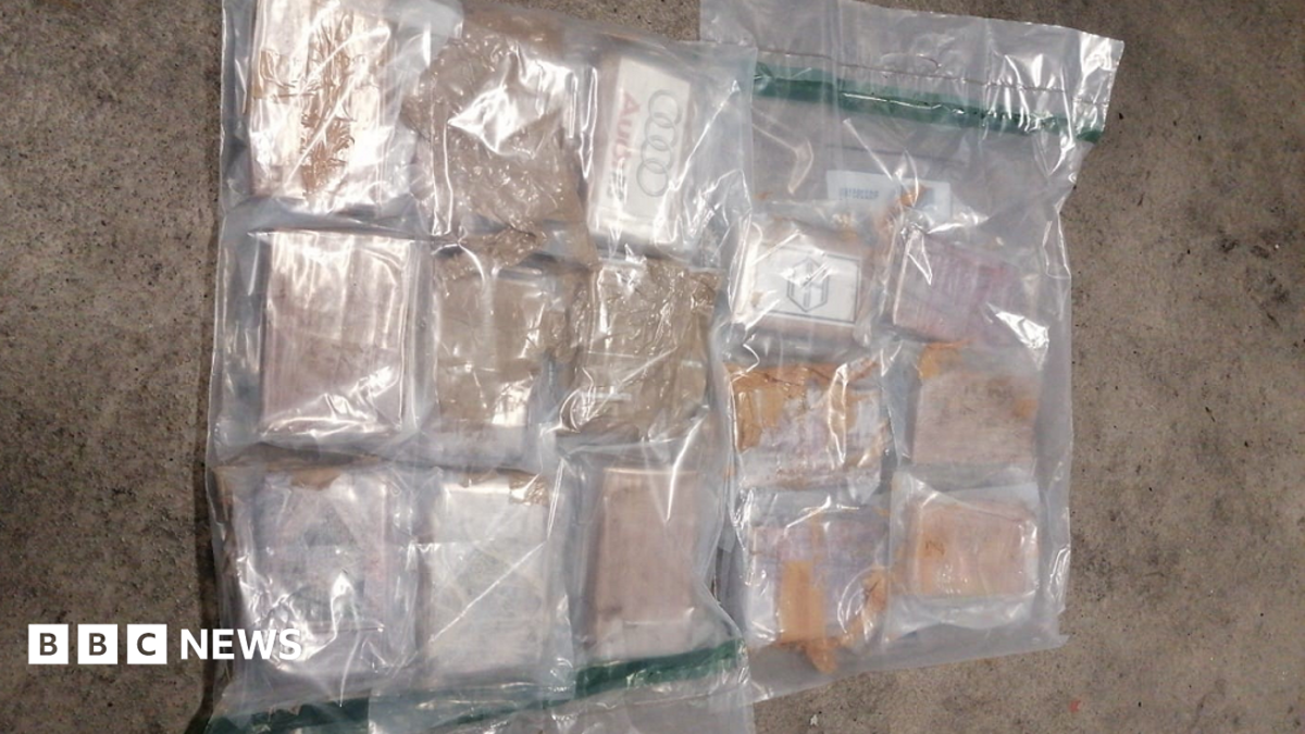 Man charged after cocaine worth £1.8m seized in Omagh - BBC News