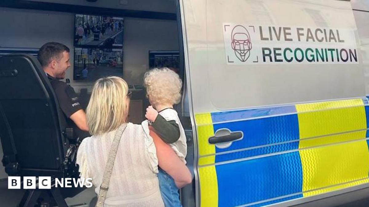 Suffolk Police to trial facial recognition technology - BBC News