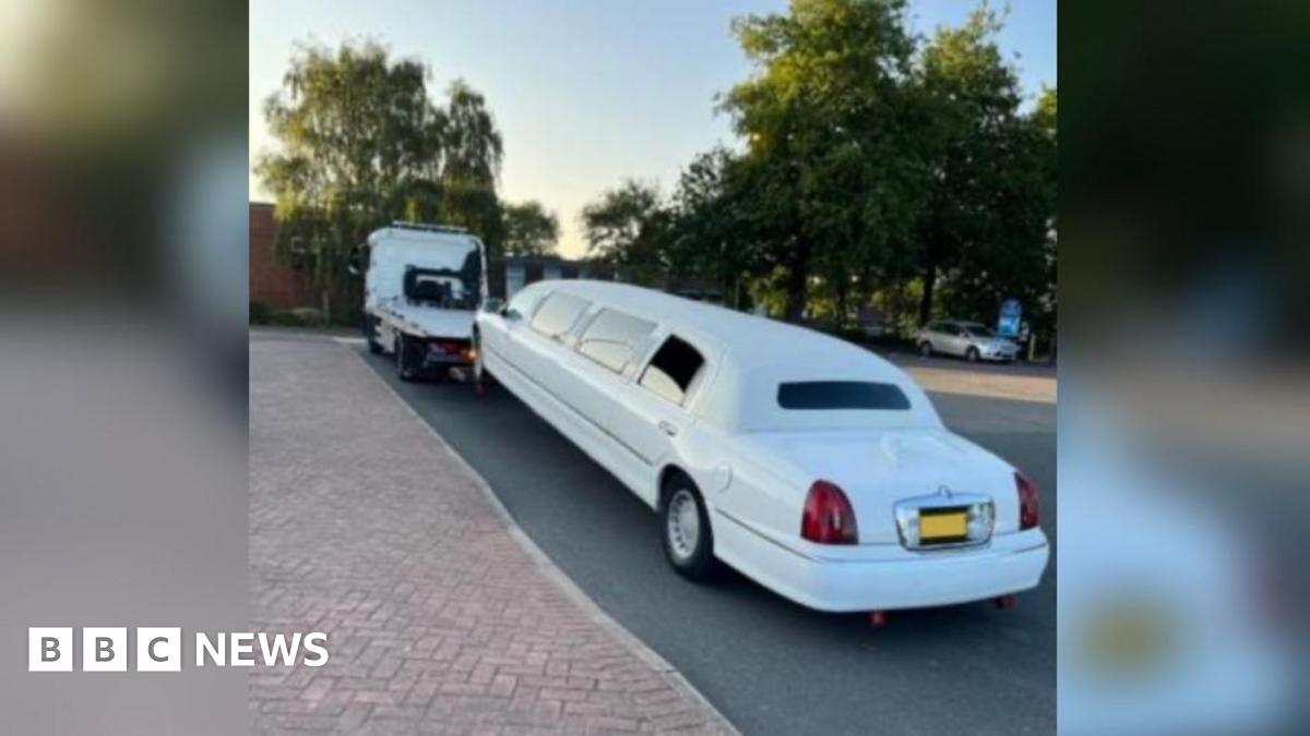 Unlicensed and faulty prom cars seized in Wolverhampton - BBC News