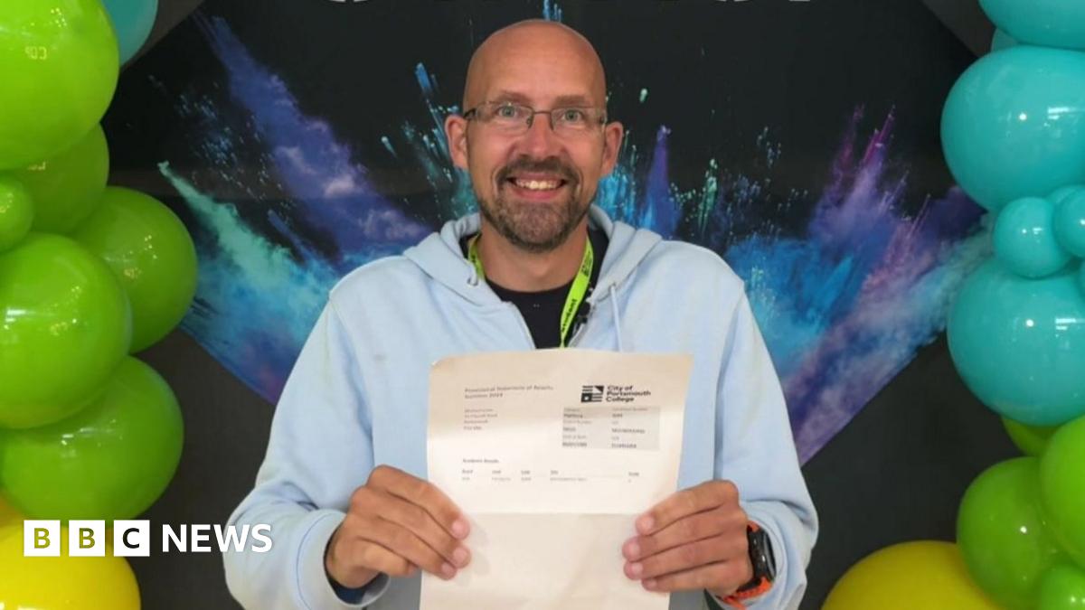 Portsmouth data analyst, 42, finally gets maths GCSE - BBC News
