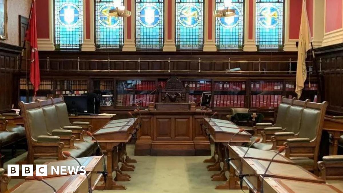 Another additional House of Keys sitting added on Monday - BBC News