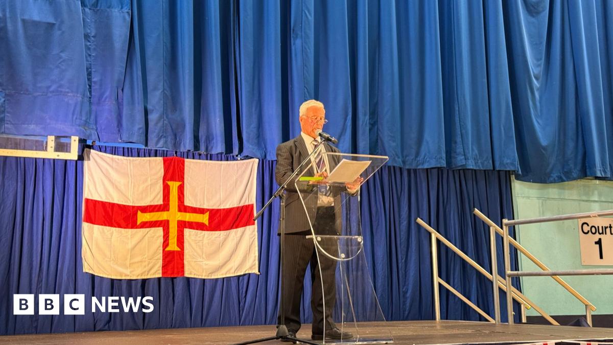Guernsey Election 2025: Deputies elected after results declared - BBC News