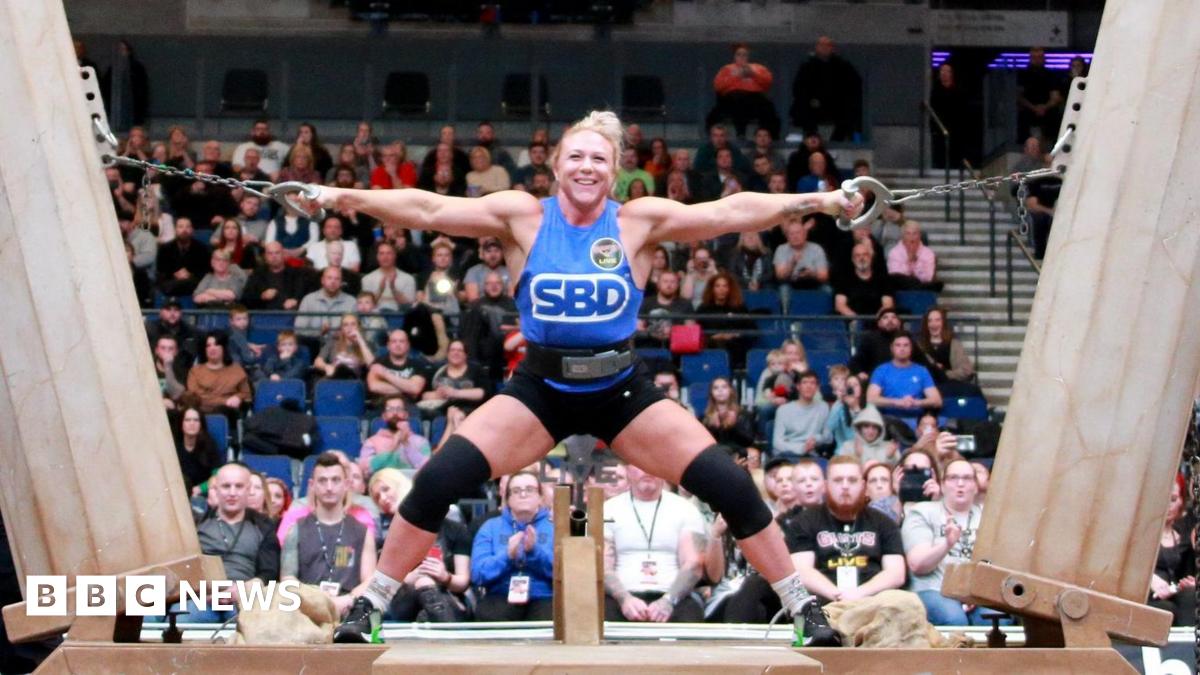 'I won World's Strongest Woman after having two children' - BBC News
