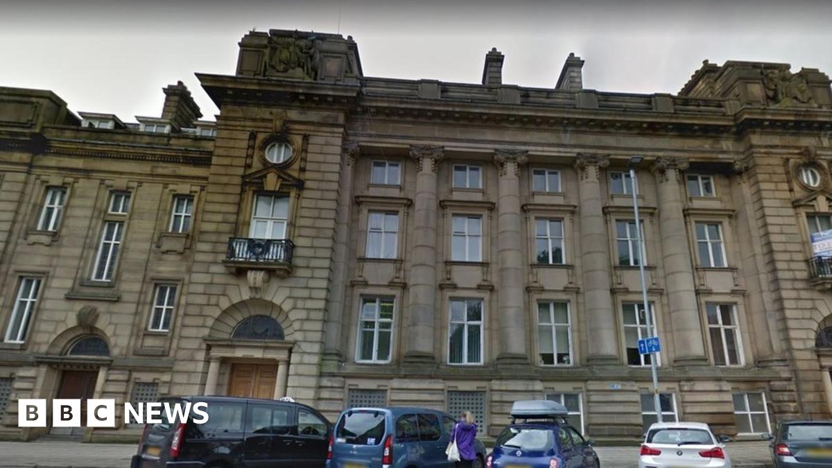 Ex head teacher charged with sexually abusing girls - BBC News