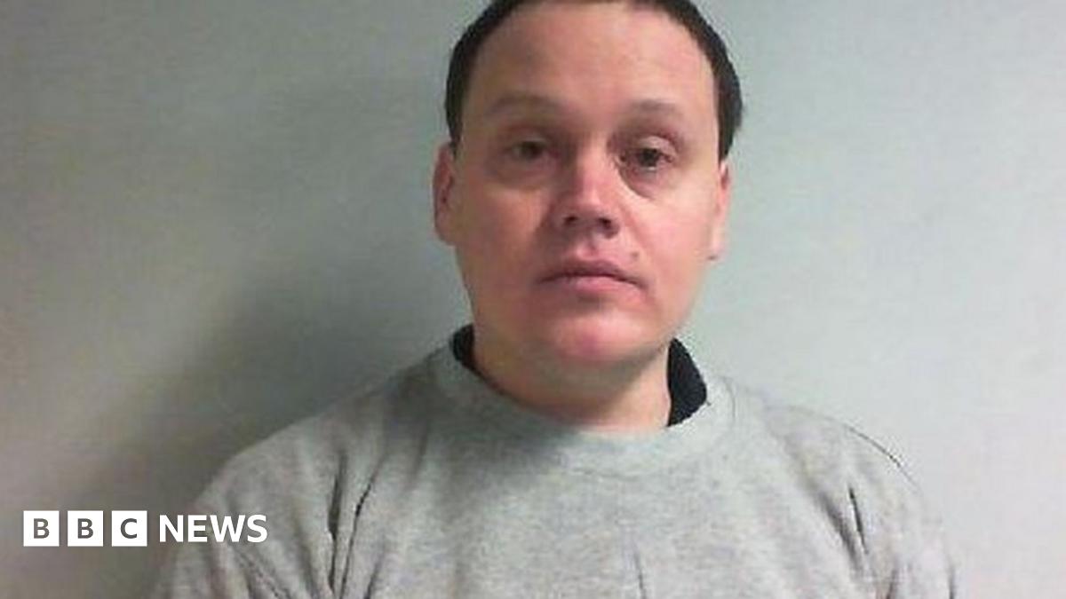 'Narcissistic' judge Keith Shaw admits planning fraud - BBC News