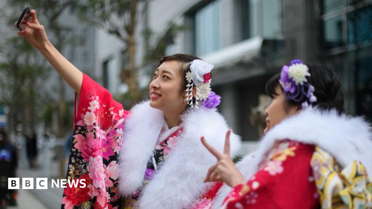 Coming of age: Why adults in Japan are getting younger - BBC News