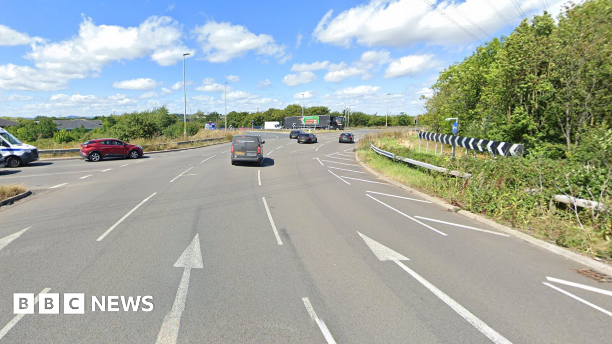 Calls for Worcester M5 junction review to stop congestion - BBC News