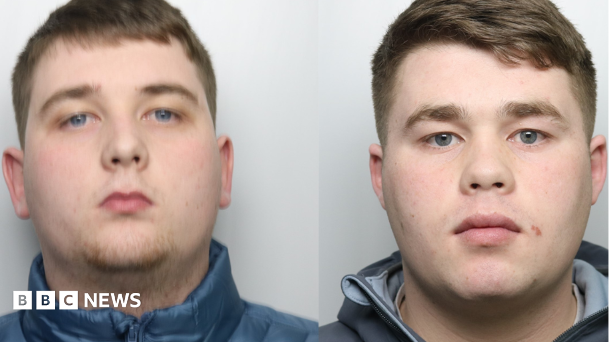 Men jailed for using fake bank notes in shops across England - BBC News