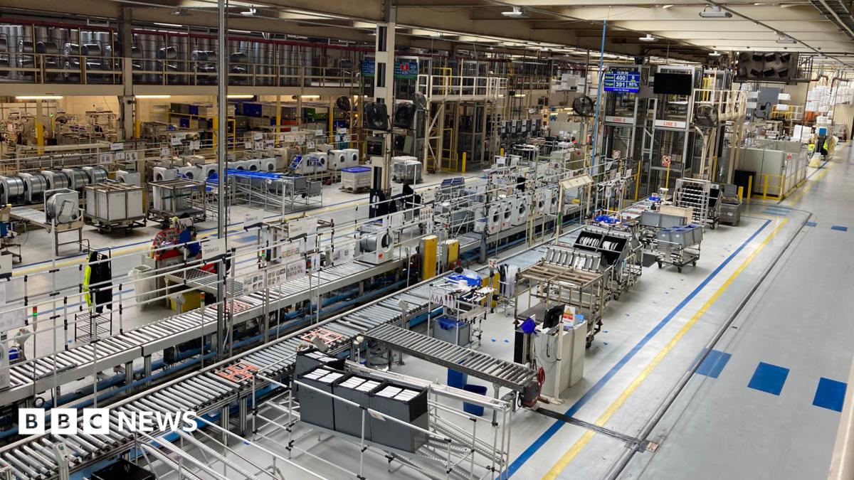 More than 140 job losses as Beko Hotpoint factory closes - BBC News
