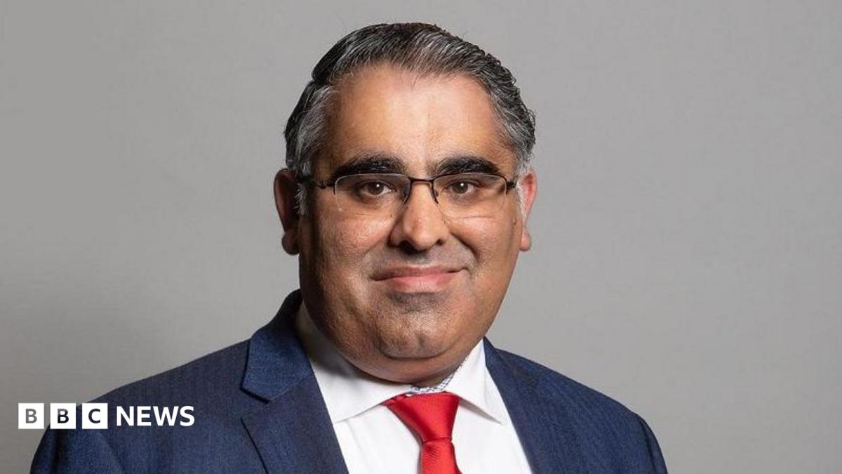 Labour MP Tahir Ali faces expenses probe - BBC News