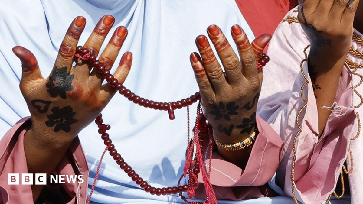 Nigeria kidnappings: Gunmen abduct Muslim travellers in Plateau state ...