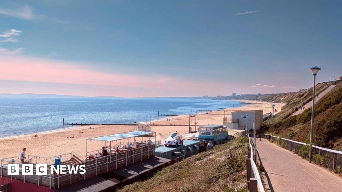 Beach bar seeks to upgrade 'awful' council toilets at Southbourne - BBC ...