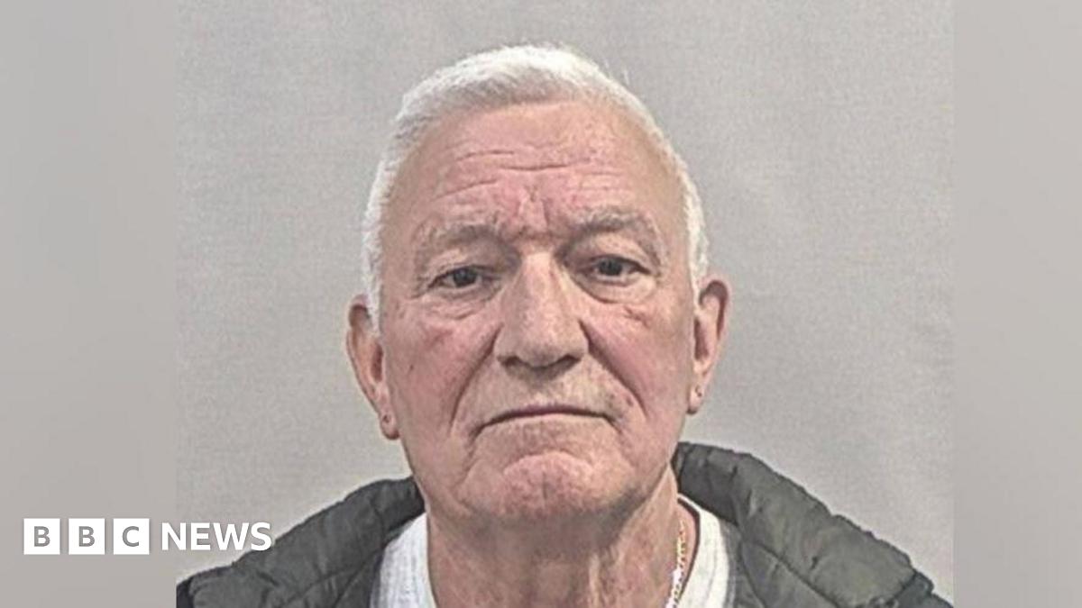 Market Rasen man who sexually assaulted teenage girl jailed - BBC News