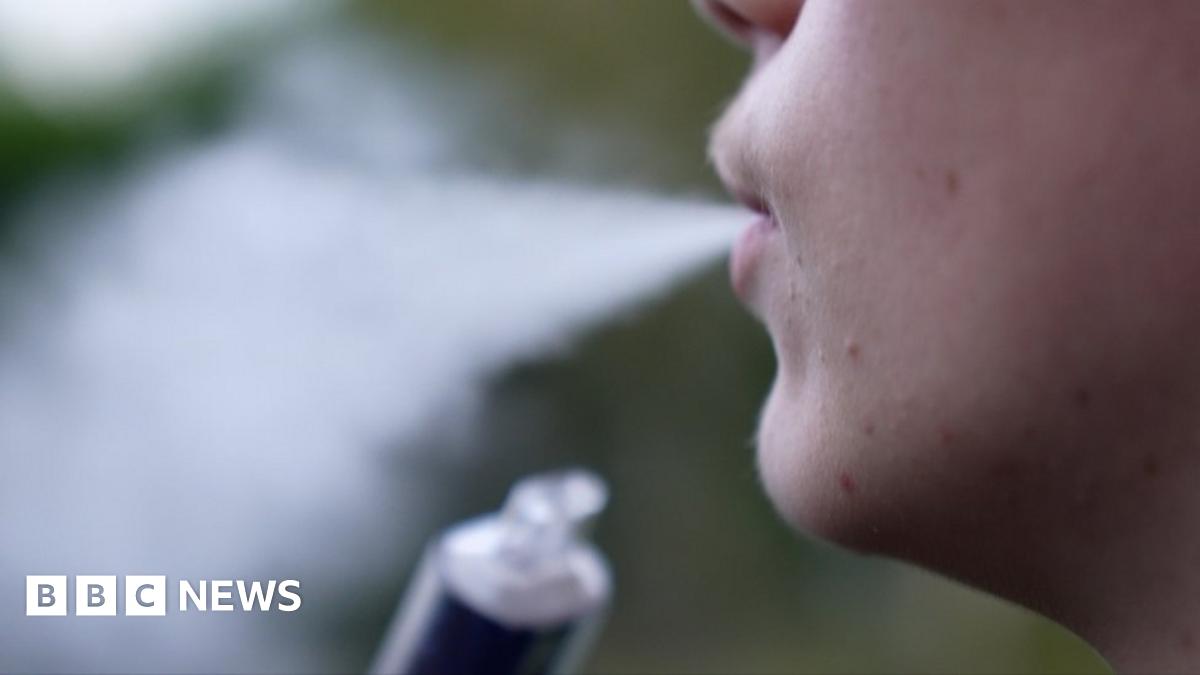 Warning a child could die due to illegal drugs in vapes - BBC News