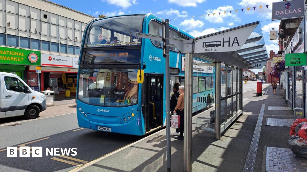 Leicestershire: Free bus travel on Saturdays for some routes - BBC News
